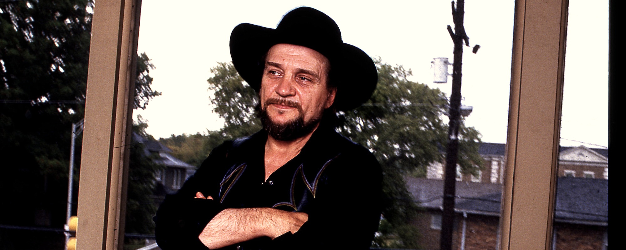 Watch Waylon Jennings Do an Impression of Willie Nelson on Their ...