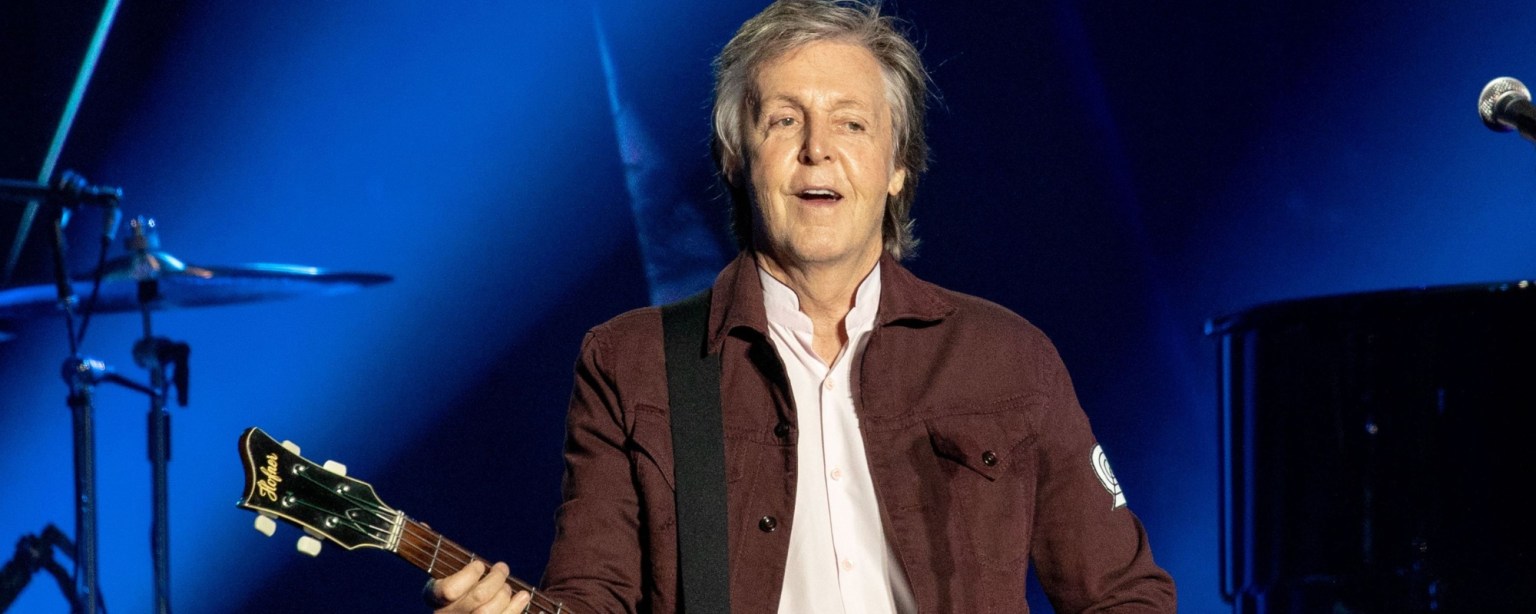 Top 8 Most Iconic Rock Stars of All Time - American Songwriter