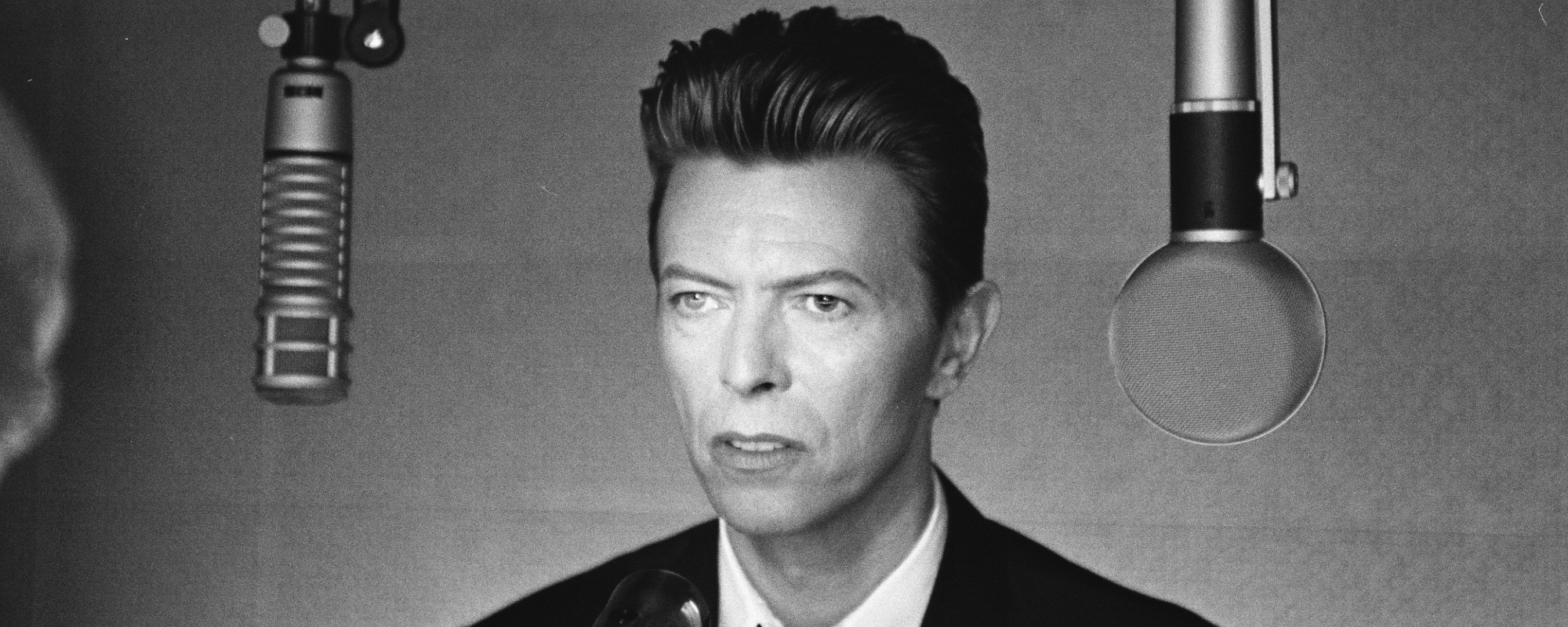 A Guide to David Bowie's Many Characters - American Songwriter