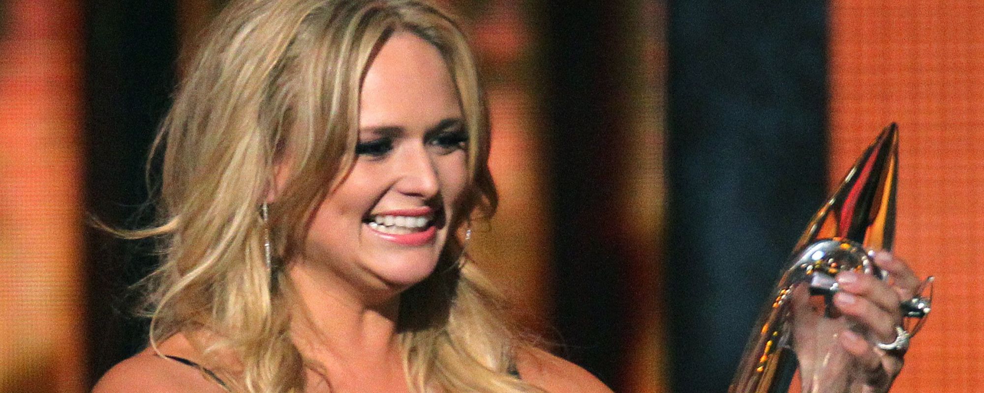 The Meaning Behind the Song “Kerosene” by Miranda Lambert