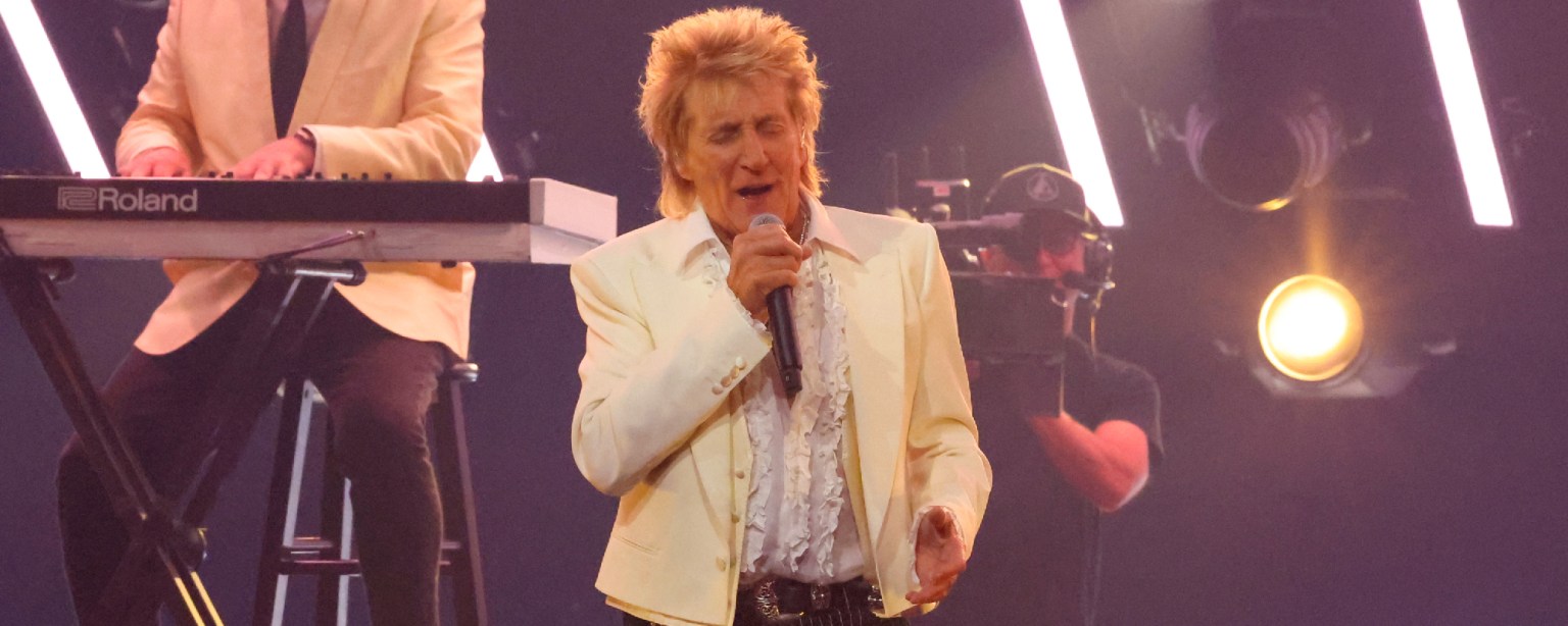 Rod Stewart Reveals His Glastonbury Performance Will Include a Special Reunion with a Famous ...