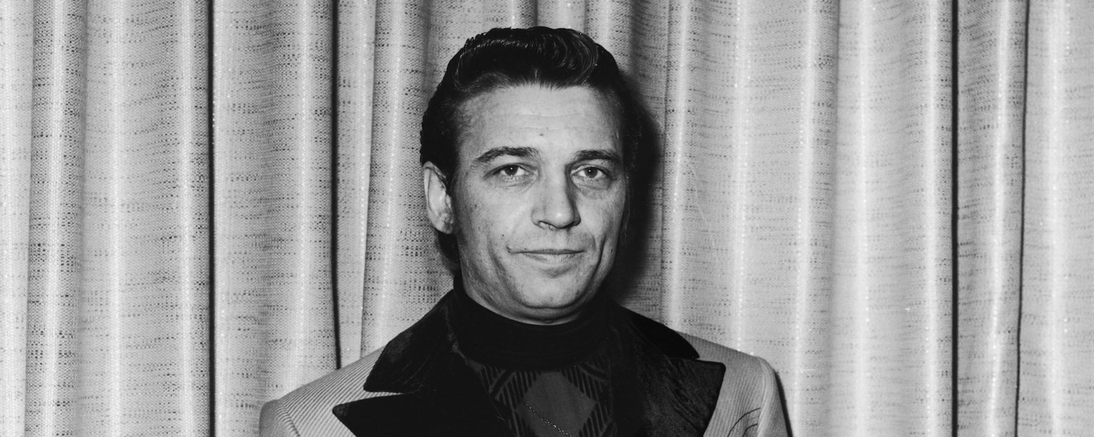 Watch: Waylon Jennings Play His Final Concert at Ryman Auditorium in ...