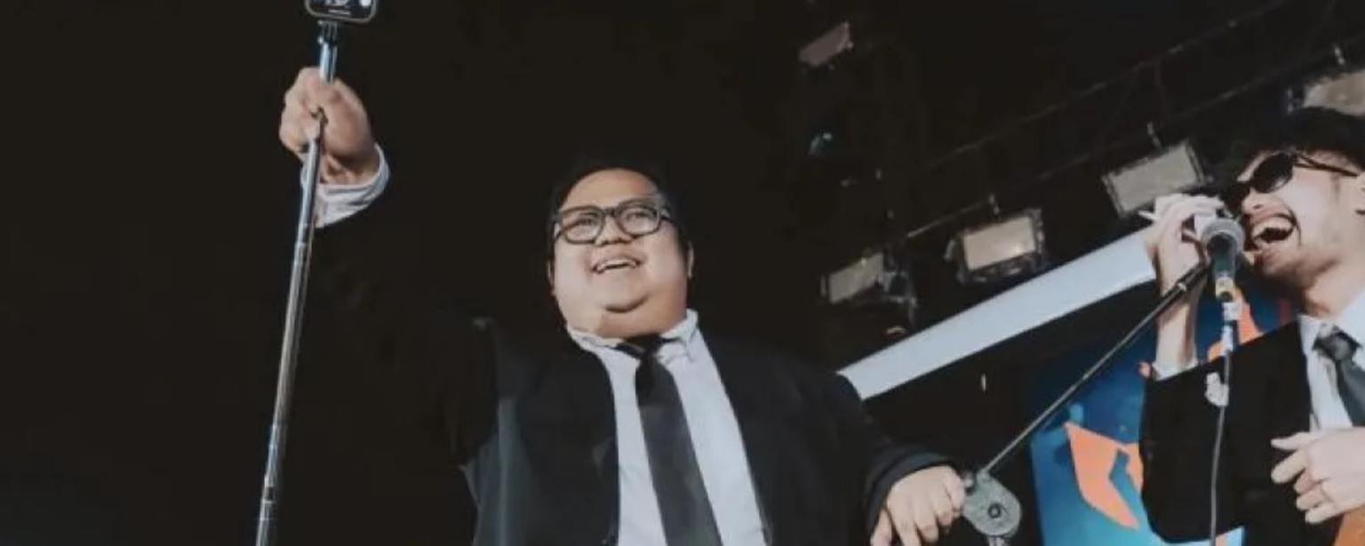 The Top 20 Songs the CIA Used to Torture Inmates - American Songwriter