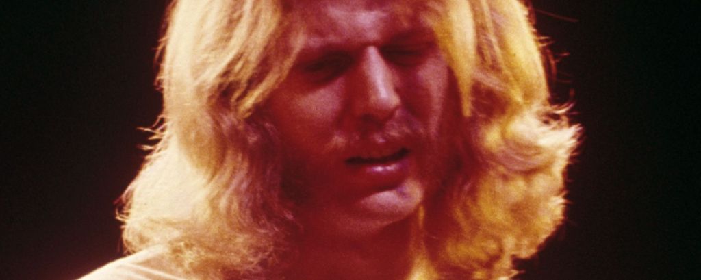 10 of the Greatest Country Album Covers of All Time - American Songwriter