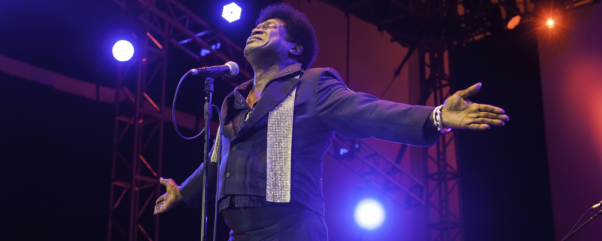 The Story and Meaning Behind "Dizzy," the Tommy Roe Bubblegum Smash ...