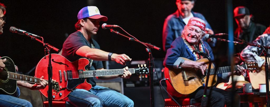 Steve Perry Welcomes Willie Nelson to the Studio for New Version of ...