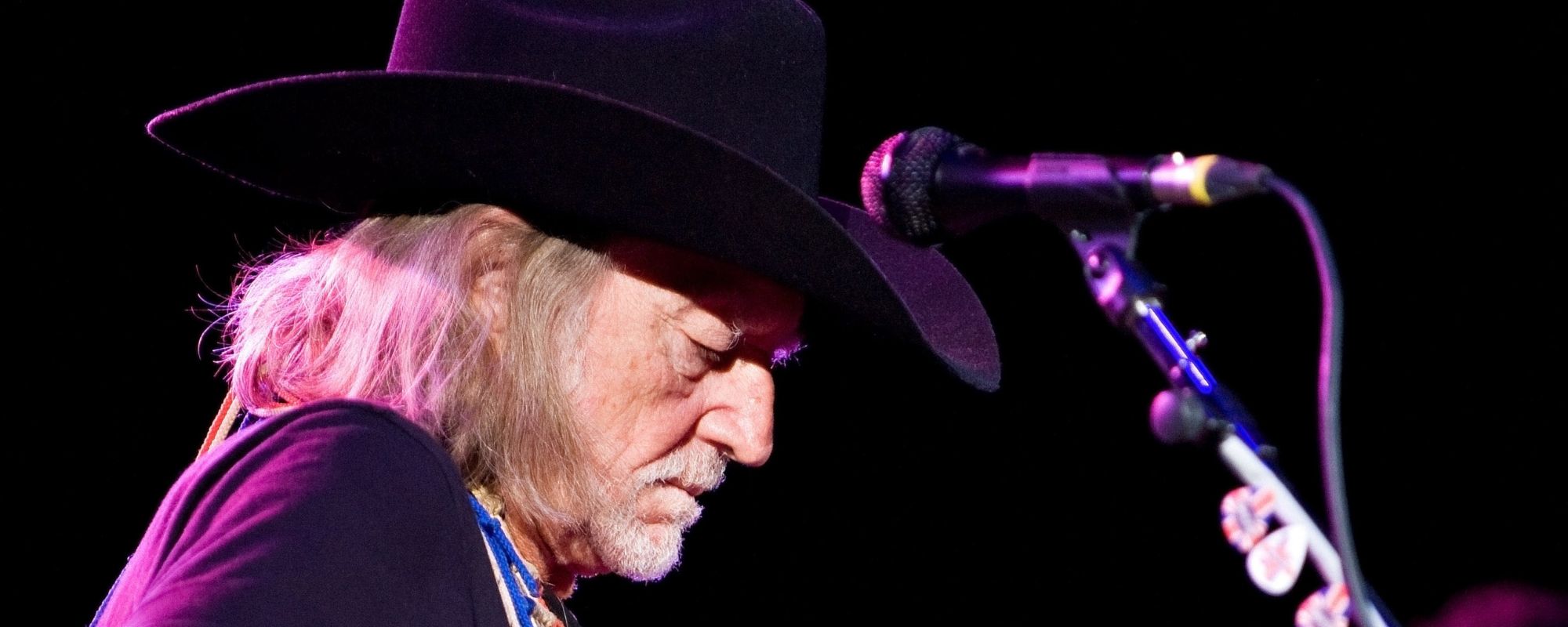 Former Journey Singer Steve Perry Talks New Music and Willie Nelson ...