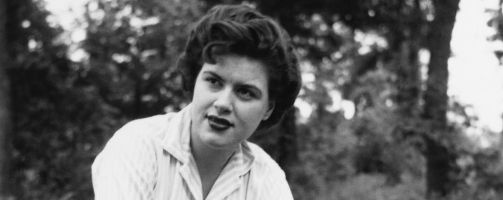Top 10 Songs by Patsy Cline - American Songwriter
