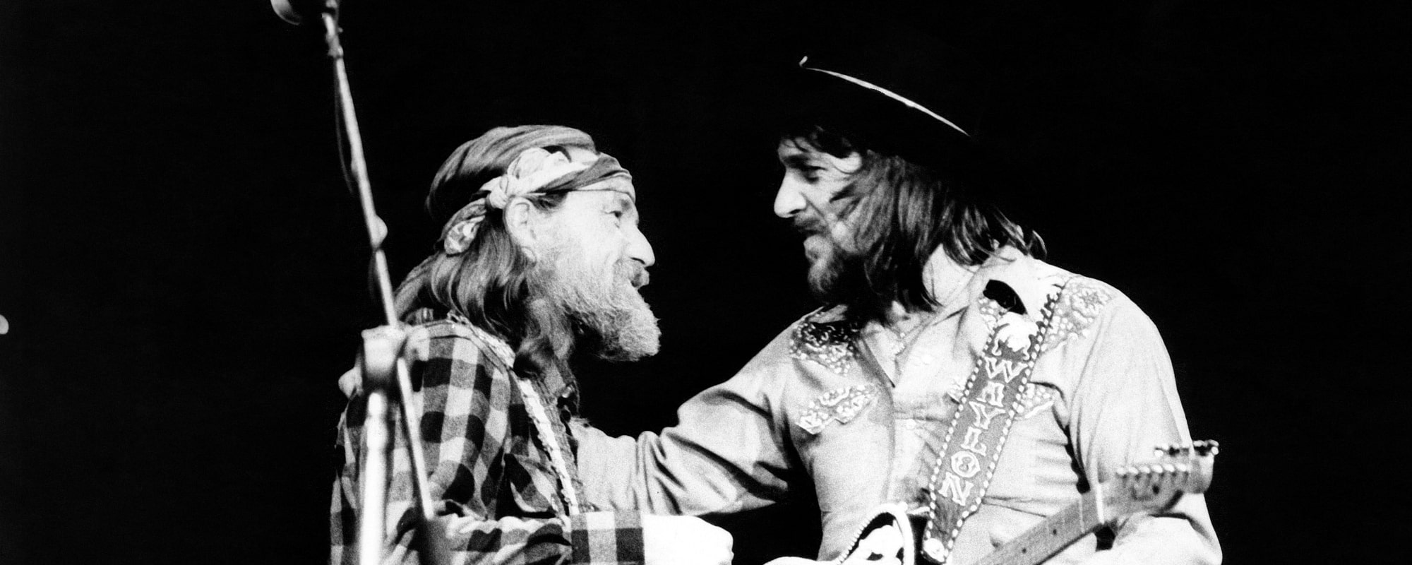 Remember When: Stars on 45 Mastered the Medley and Topped the Charts - American Songwriter