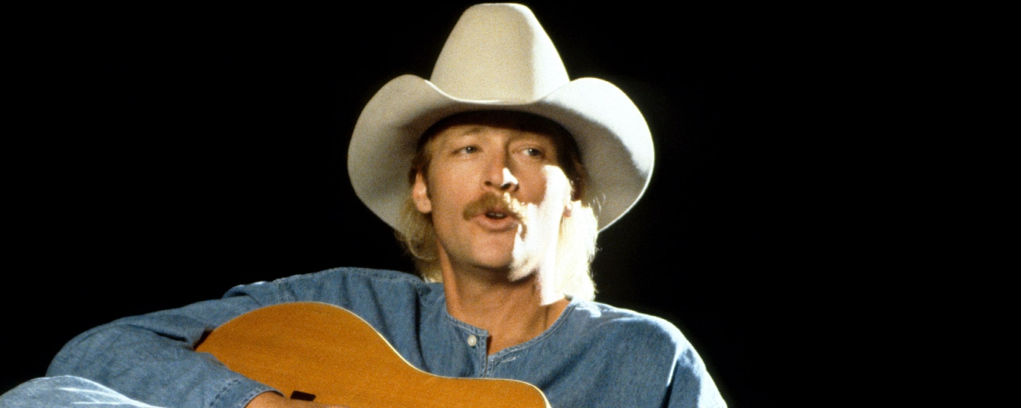 Behind the Song: “Chattahoochee” by Alan Jackson - American Songwriter