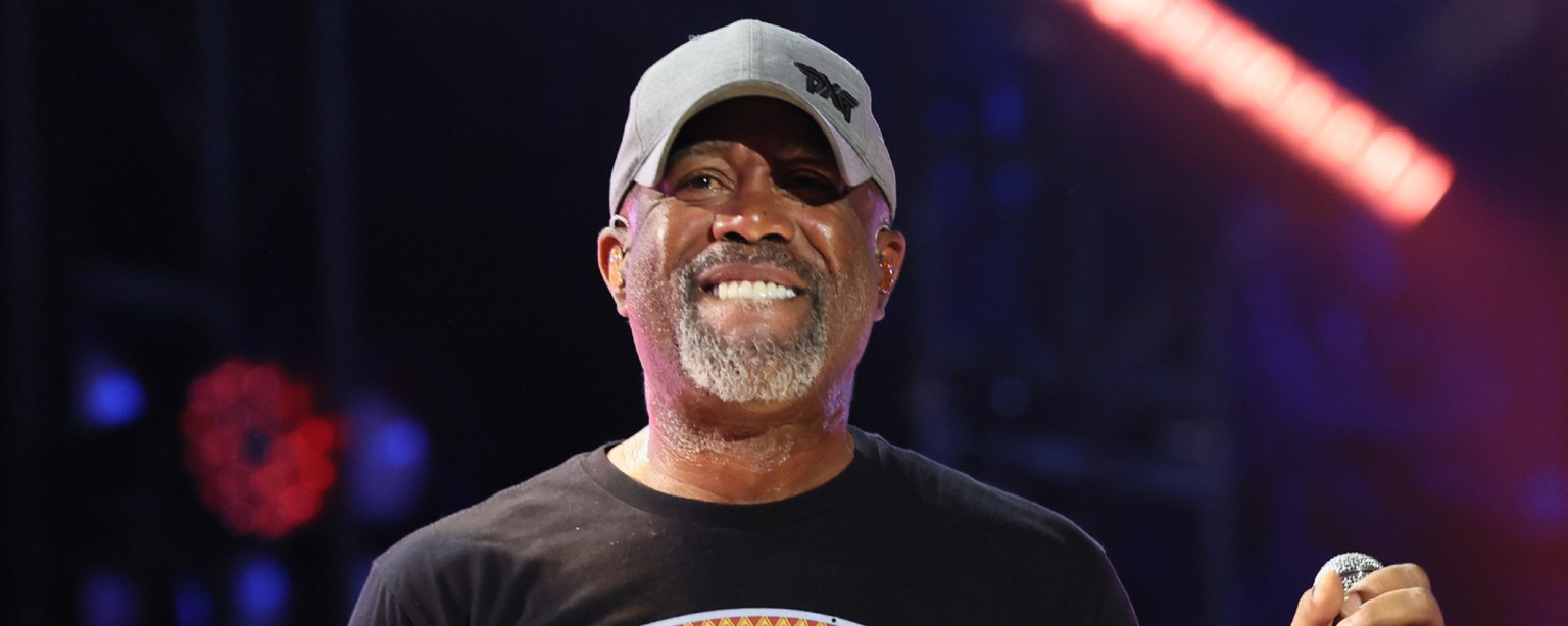 Rising Country Singer Gets Kicked Out of His Own Concert, Sets the ...