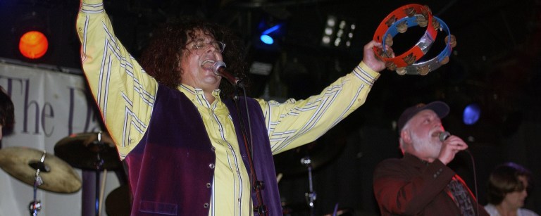 The Story and Meaning Behind “All the Young Dudes,” the Mott the Hoople ...