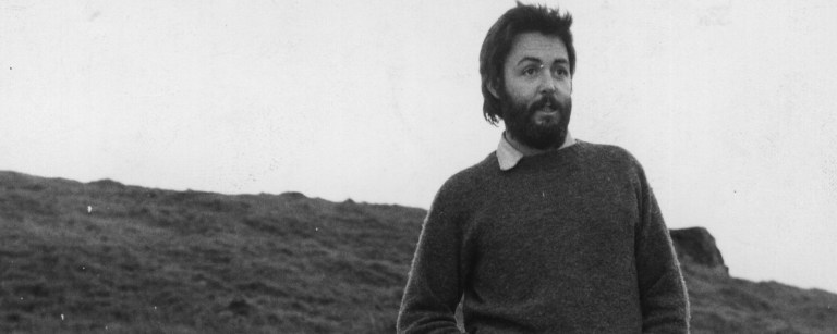 The Story and Meaning Behind The Beatles' "I'm Only Sleeping" and How ...