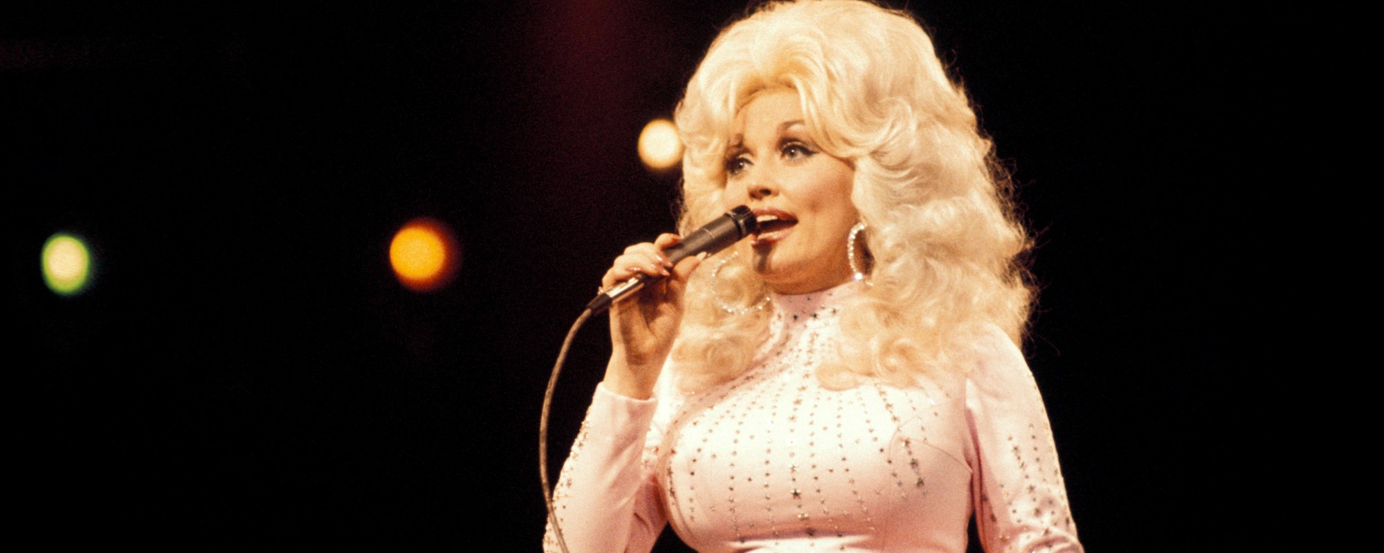 Get to Know Dolly Parton's Family (All 11 Siblings)