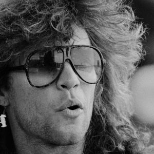 On This Day in 1991, a Guns N’ Roses Concert Turned Violent as ...