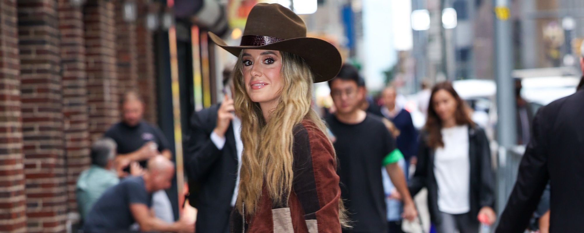 7 of the Best Lyrics Written By Leonard Cohen - American Songwriter