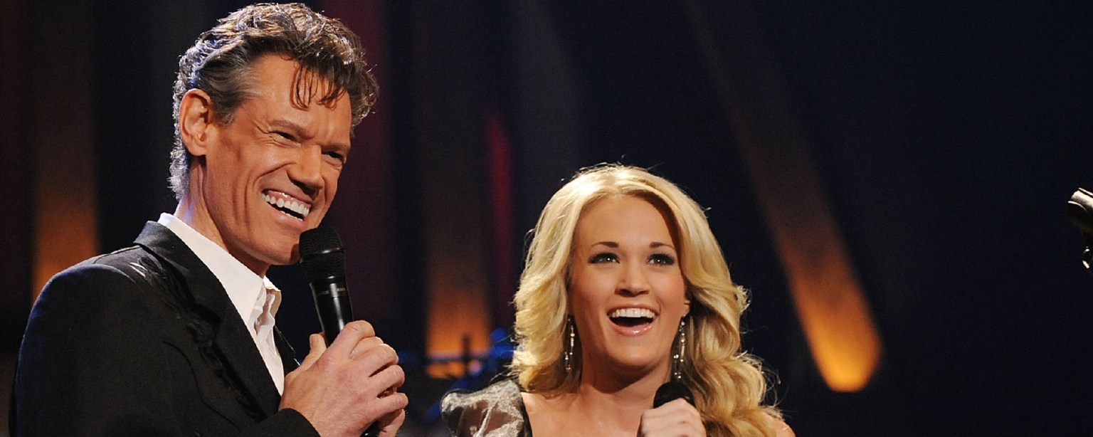 Watch This Riley Green Fan Absolutely Nail Onstage ‘Don’t Mind if I Do ...