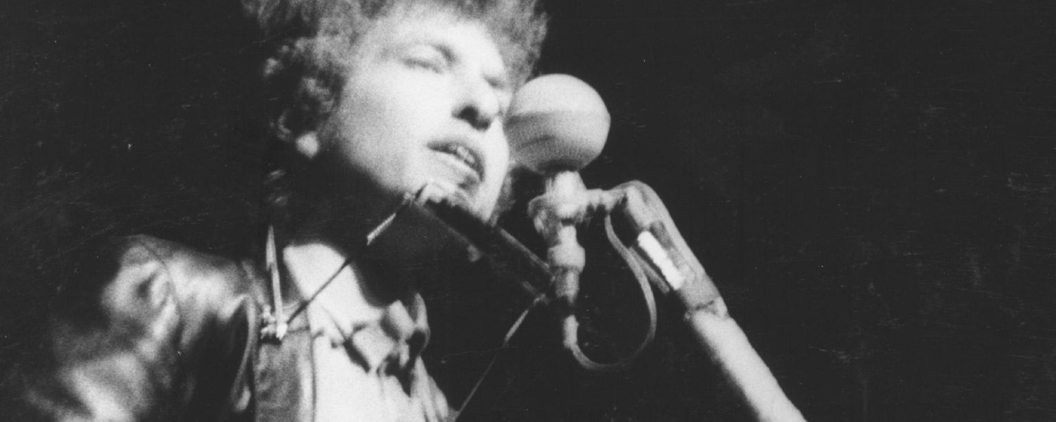 The Story and Meaning Behind "Sara," Bob Dylan's Colossal Ode to His ...