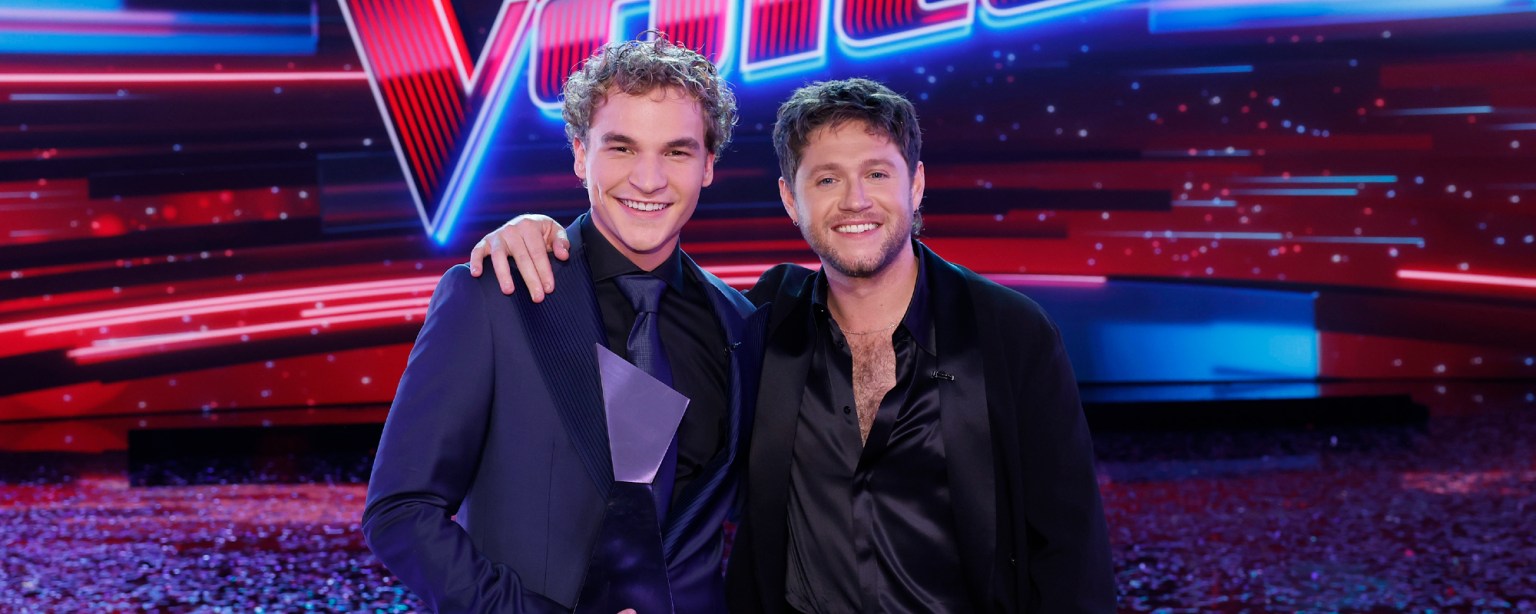 Grace Slick Timeline: The Woman Who Wrote "White Rabbit," Became the ...