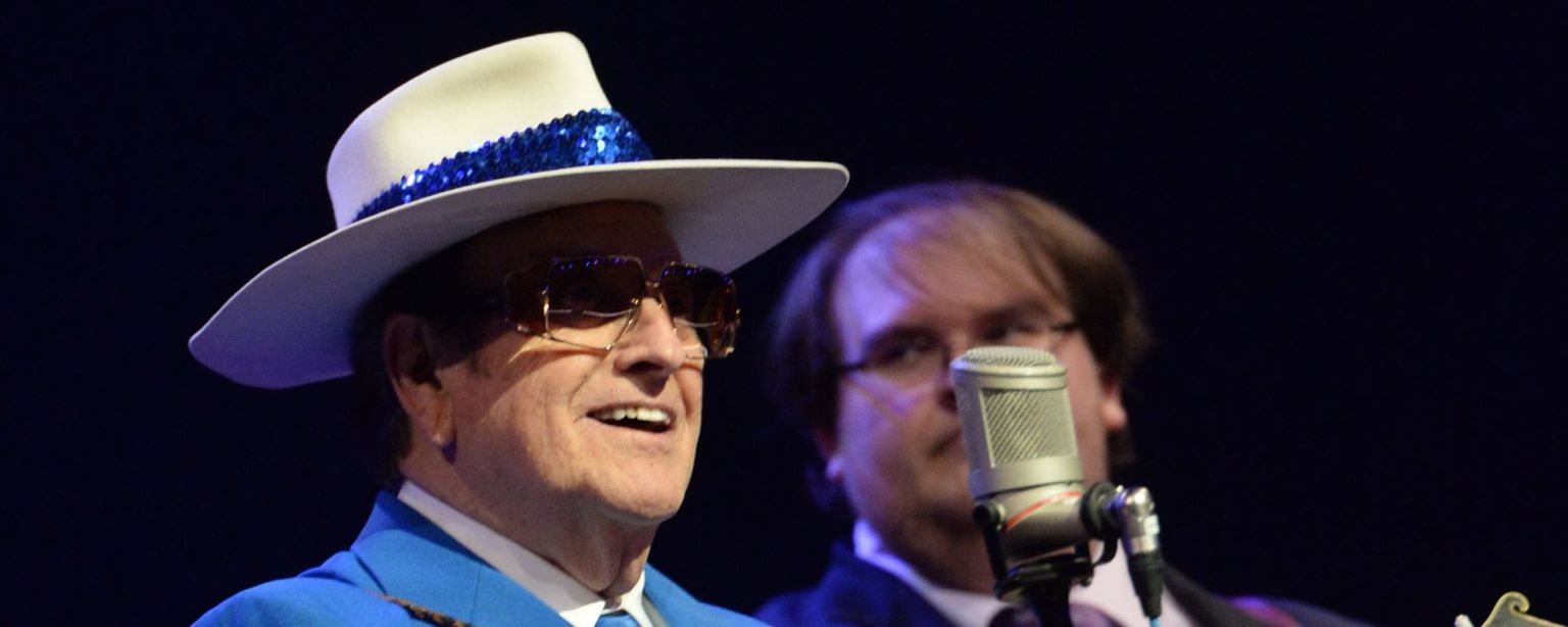 Remembering “Tiptoe Through the Tulips” Singer Tiny Tim’s Brutally ...