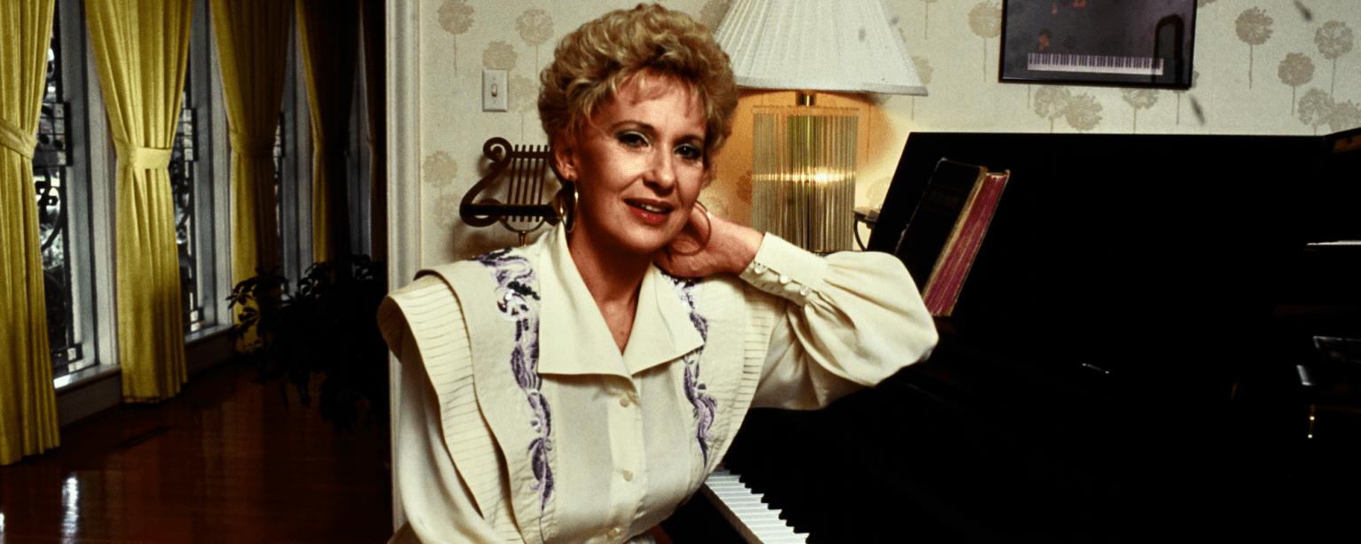 6 Blind and Brilliant Singers Who Achieved Fame