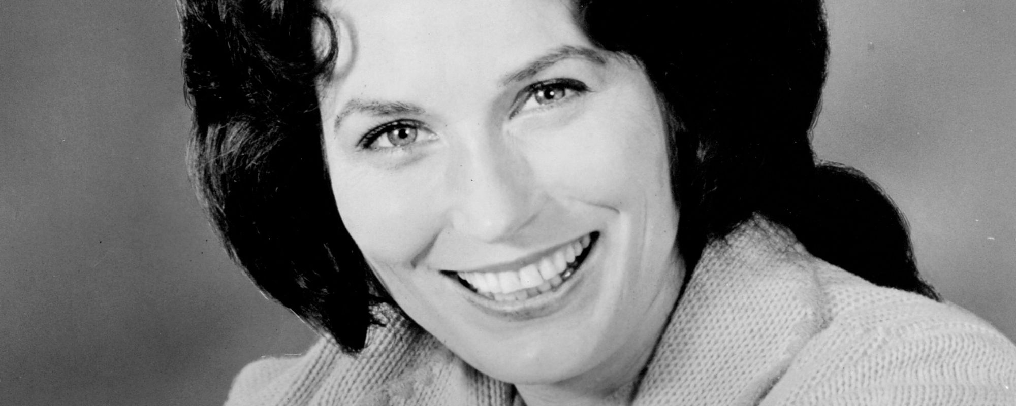 The Story Behind the Final Song Loretta Lynn Wrote with Daughter Patsy ...