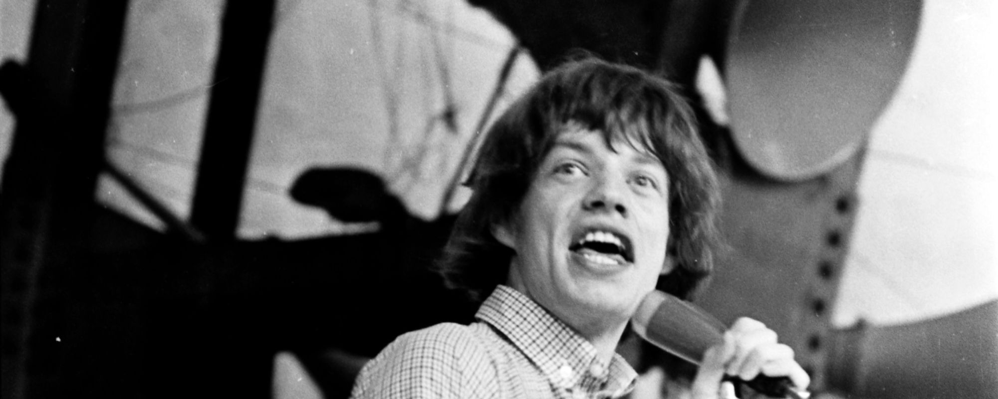 Born on This Day in 1944, the Country Rock Pioneer and Gram Parsons ...