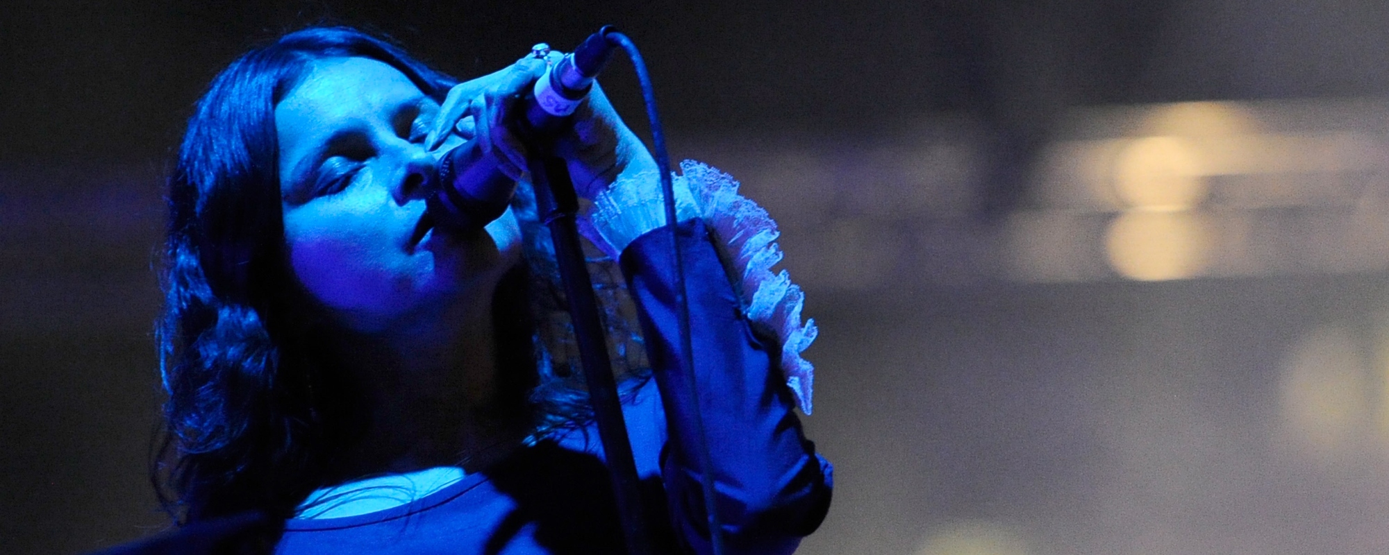 5 of the Best Songs for Romantic Slow Dancing With a Loved One ...