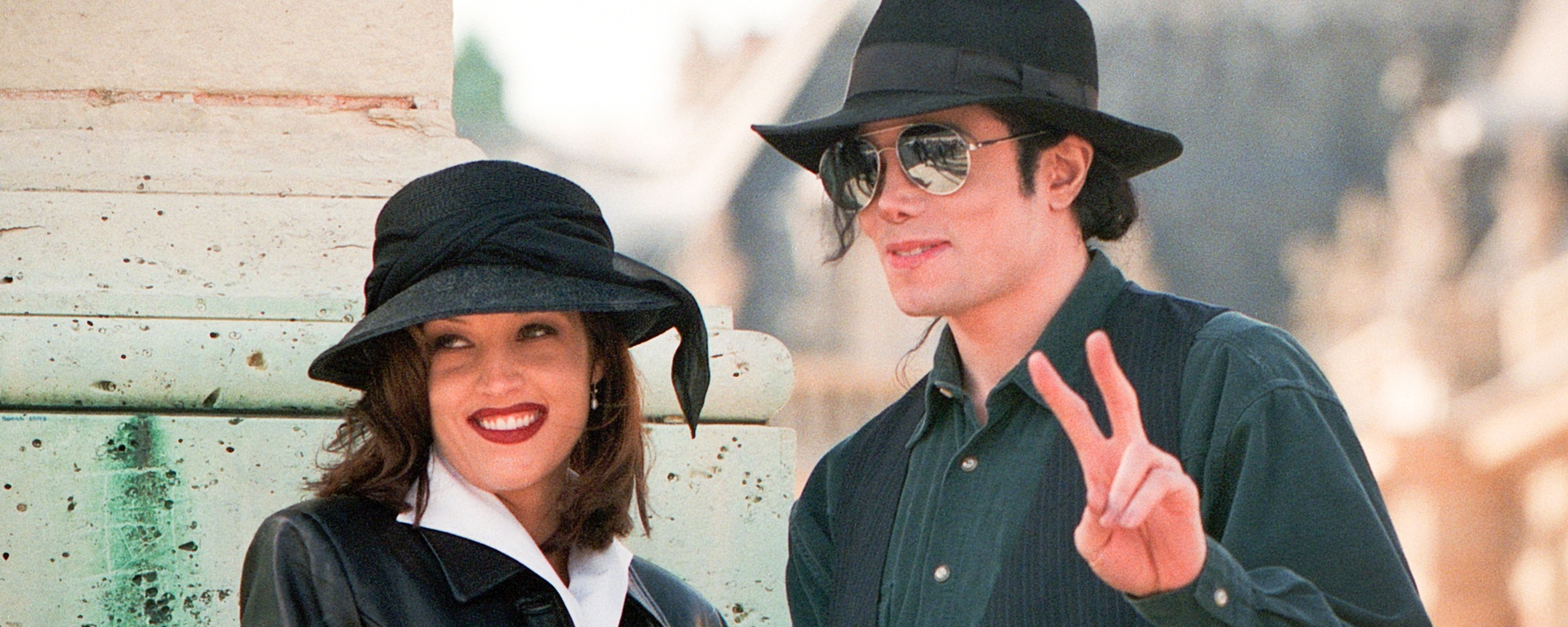 On This Day in 1994, Michael Jackson Married Lisa Marie Presley After a ...